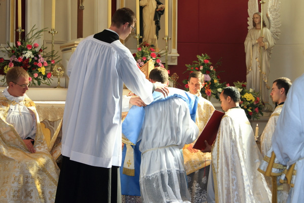 6 subdeacons ordained in Summer 2015 (pics) | Our Lady of Sorrows Priory